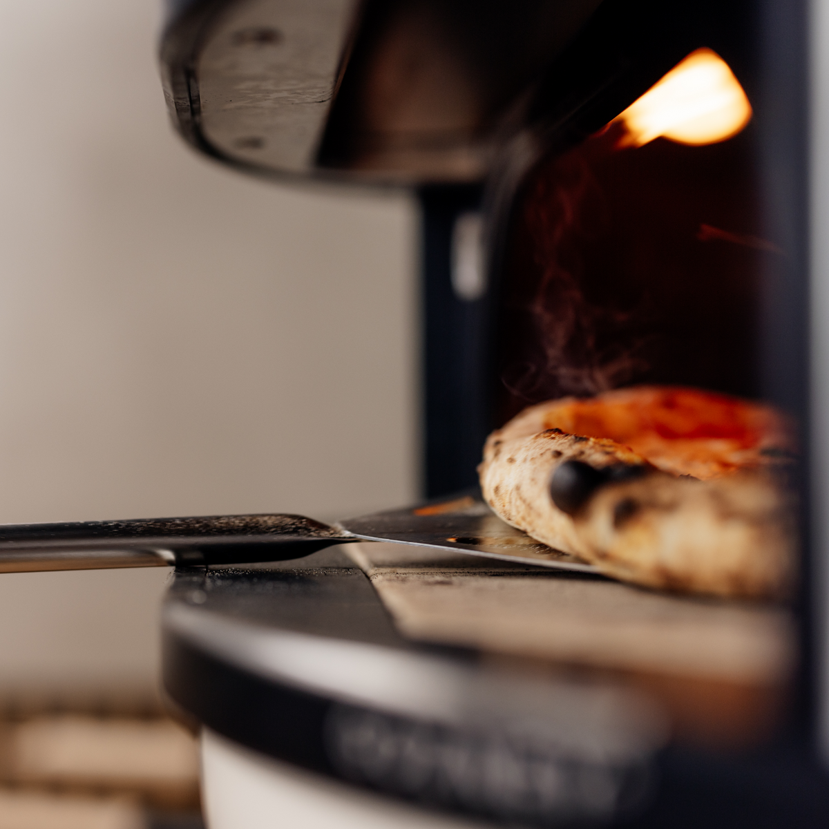 Gozney Balance Pizza Turning Peel | Pizza Peels